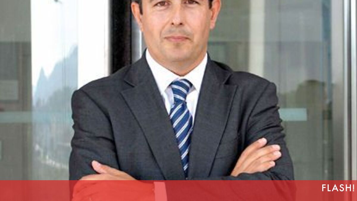 Carlos Pinto de Abreu: “Não há nada que acorde Sócrates” - Celebridades ...