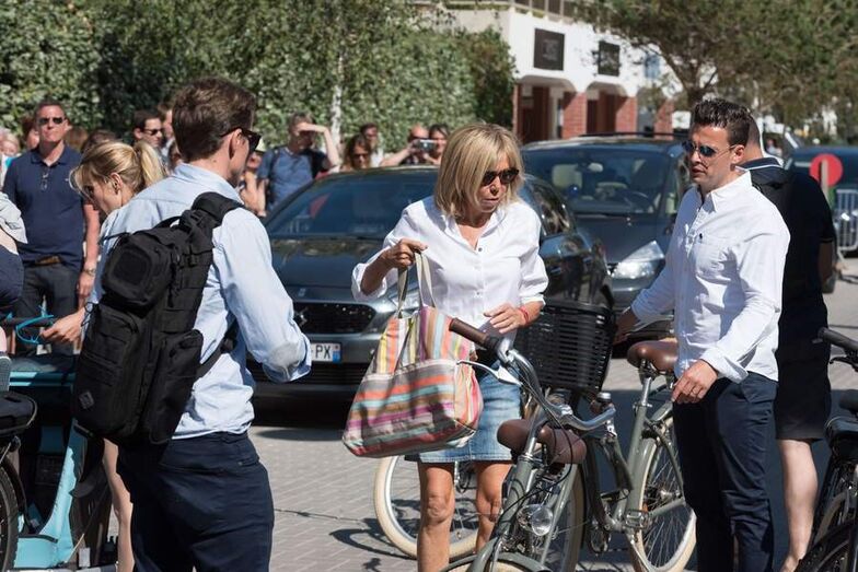 Brigitte Macron e as polémicas mini-saias - Moda e Beleza - FLASH!