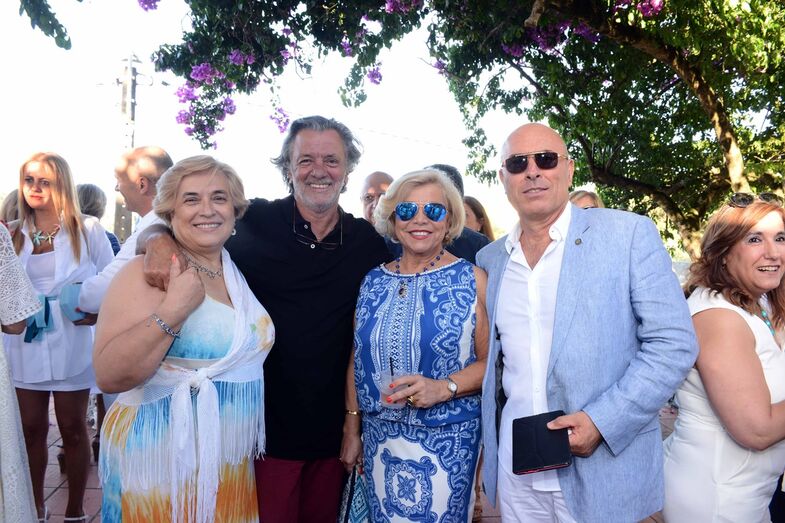 Cronista social Abel Dias celebra 69.º aniversário entre muitos amigos ...