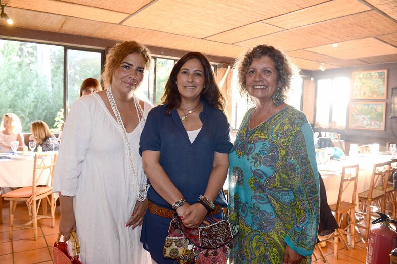 Cronista social Abel Dias celebra 69.º aniversário entre muitos amigos ...