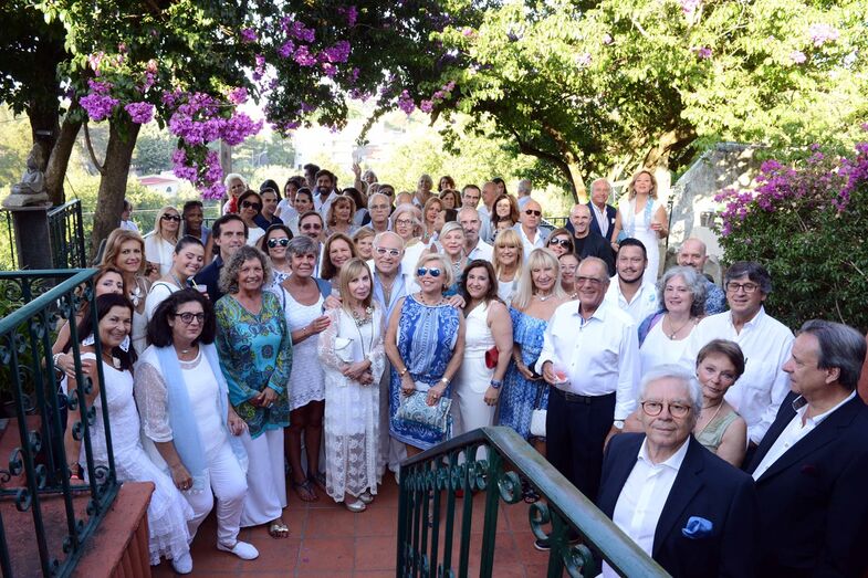 Cronista social Abel Dias celebra 69.º aniversário entre muitos amigos ...