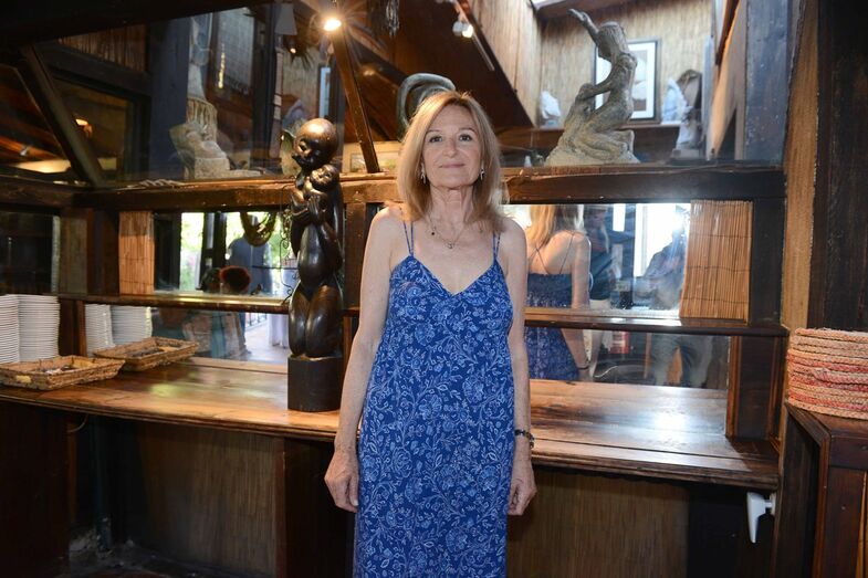 Cronista social Abel Dias celebra 69.º aniversário entre muitos amigos ...