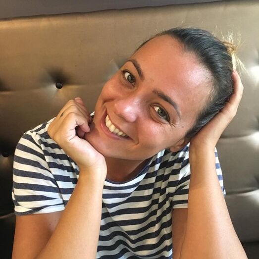 O que se passa com Marta Cruz, a filha mais velha de Carlos Cruz? Está ...