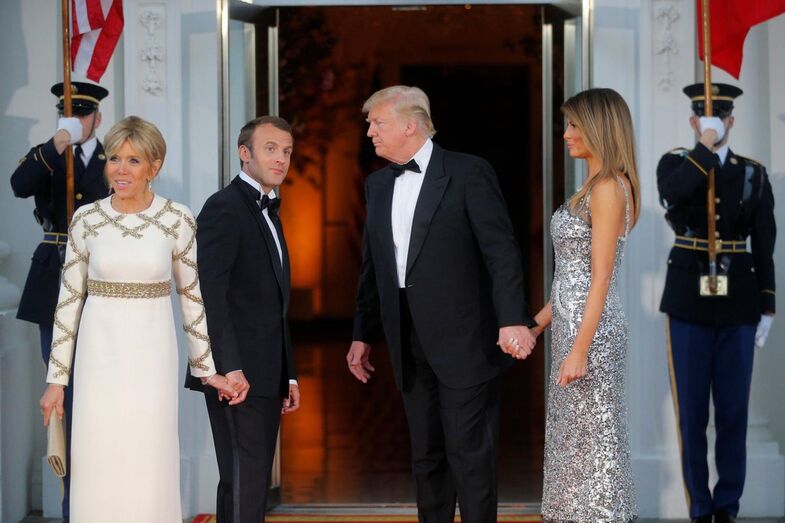 Duelo de estilo: Melania Trump arrasa Brigitte Macron - Estilo - FLASH!