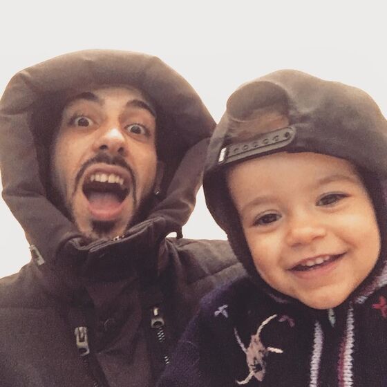 As fotos mais amorosas do rapper Piruka com a filha - Flashes - FLASH!