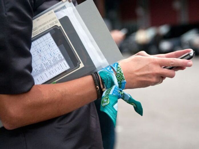 Lenço, um 'must have' que altera qualquer look ... para melhor ...