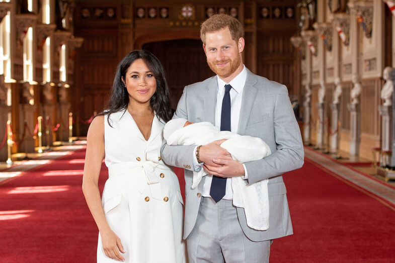 Tudo sobre a nova viagem dos duques de Sussex. Príncipe Harry imita ...