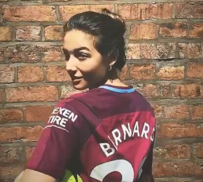 Alicia Verrando enche redes sociais com fotos em Manchester e alimenta ...