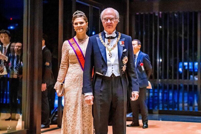 Figuras mundiais na cerimónia de entronização do novo imperador do ...