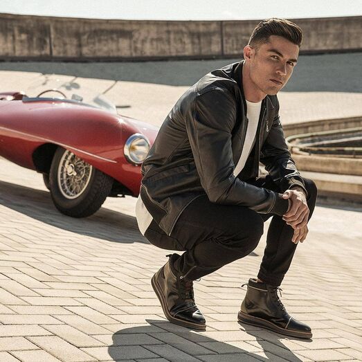 Cristiano Ronaldo injetou botox nos genitais para parecer mais ...