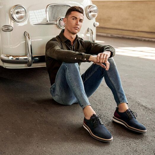 Cristiano Ronaldo injetou botox nos genitais para parecer mais ...