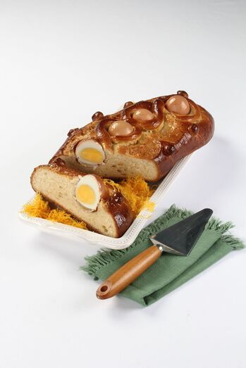 Saiba como fazer um folar de páscoa delicioso sem ter que sair de casa ...