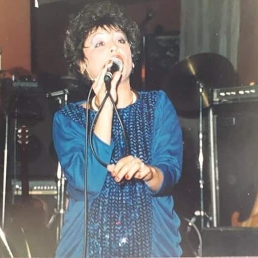 Que diferente que está! Lembra-se de Manuela Bravo que cantou 'Sobe ...