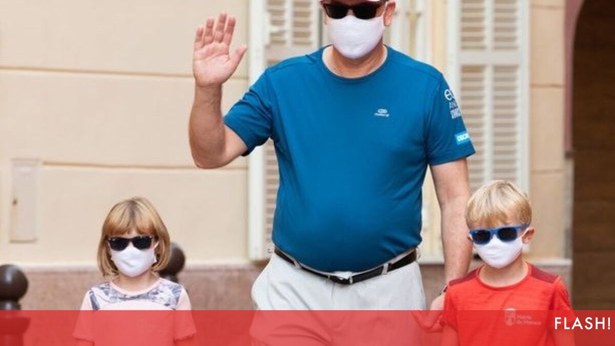 Dar o exemplo! Príncipe Alberto leva os filhos a limpar as ruas do ...