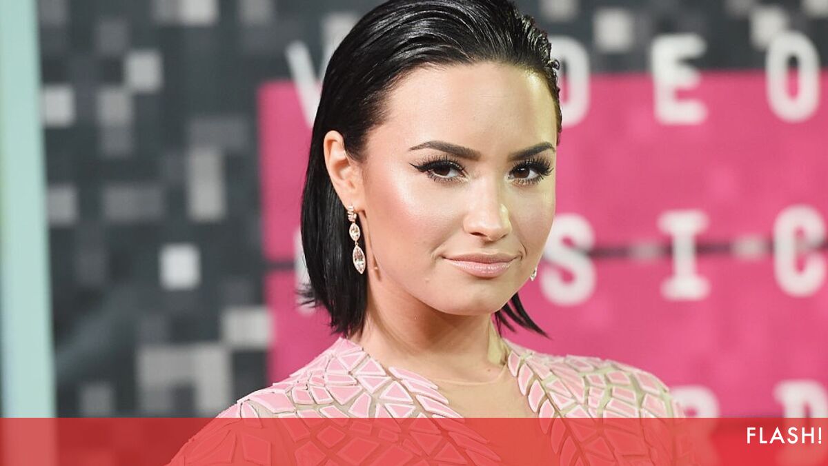 12 celebridades que admitem usar o "Tinder dos Famosos" - Flashes - FLASH!