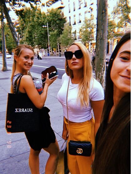 Elena Pina, a amiga sempre presente na vida de Georgina Rodríguez ...