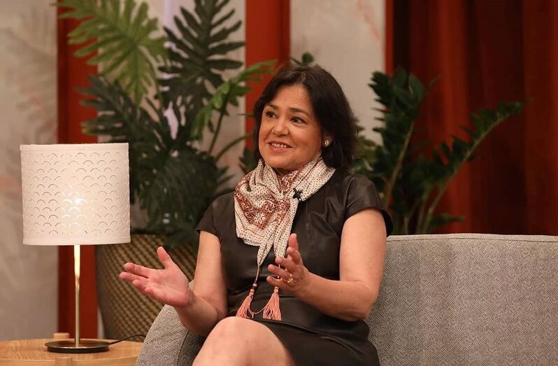 A tristeza de Filomena Gonçalves que foi afastada da novela 'Festa é ...