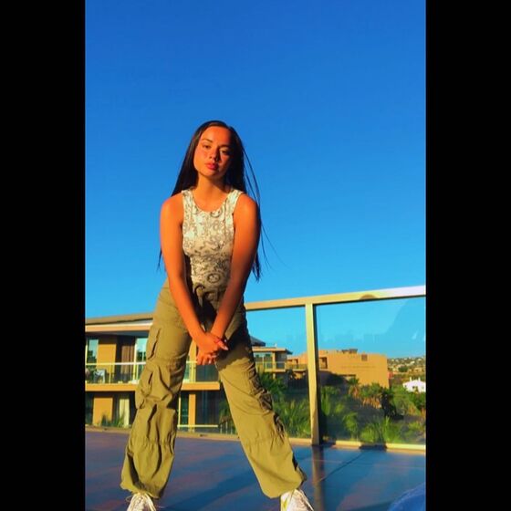 Conheça Eva, a filha de Wanda Stuart que faz sucesso em "Ídolos ...