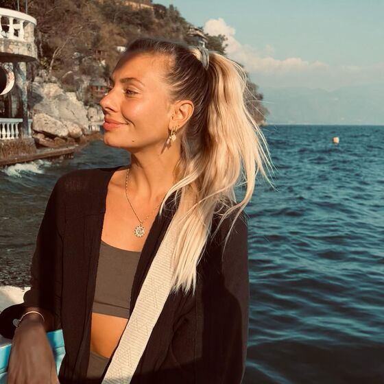 Malin Svensson, a nova companhia misteriosa de Ruben Rua - Flashes - FLASH!