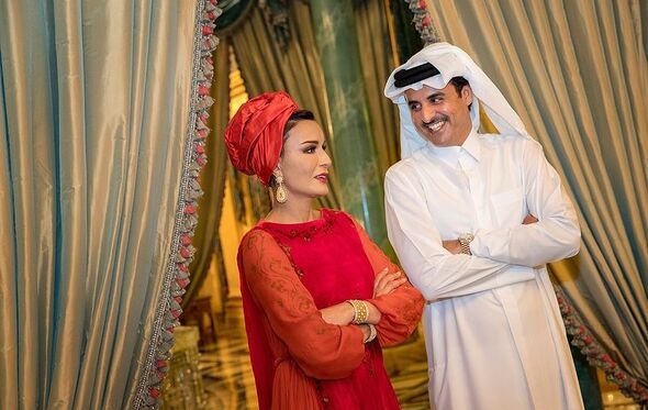 A incrível história da sheikha Moza, que vingou o pai e se tornou a ...