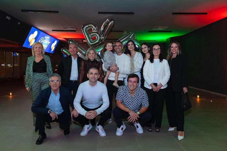 Cristiano Ronaldo "deu" 30 milhões a Ricky Regufe que agora é tratado ...