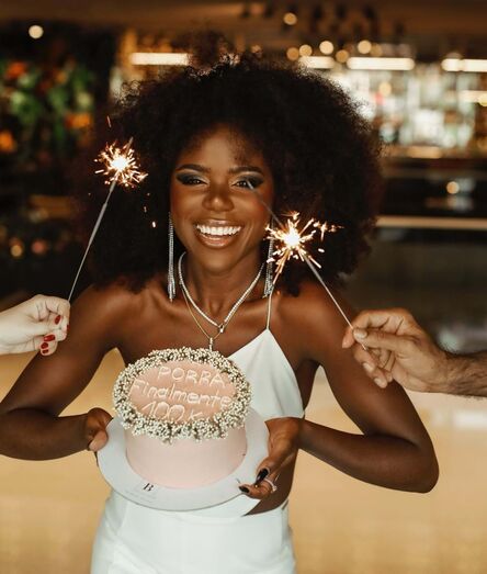 Yolanda Tati esquece as polémicas e casa-se em cerimónia encantadora ...