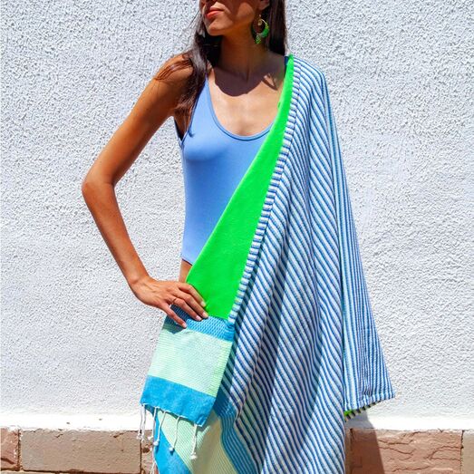 As 7 toalhas de praia mais trendy da estação quente - Indica - FLASH!