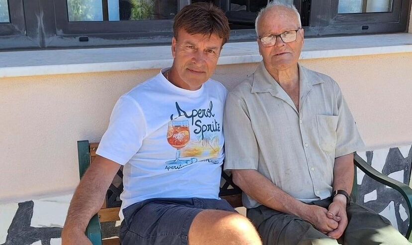 Ele não esquece: Tony Carreira assinala mais um aniversário do pai ...