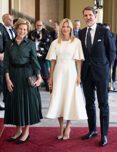 Charlene, a esbanjadora! Gasta 15 milhões só em caprichos e luxos ...