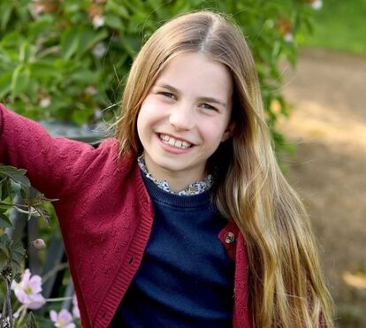 Comovente! Princesa Charlotte celebra 9 anos e a fotografia publicada é uma discreta homenagem a ...