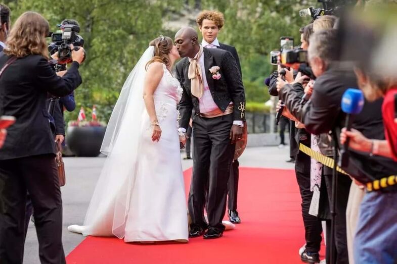O casamento da princesa Märtha Louise da Noruega com o polémico xamã ...