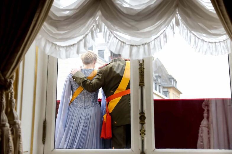 Luxemburgo vê-se finalmente livre da polémica Maria Teresa e dá vivas ...