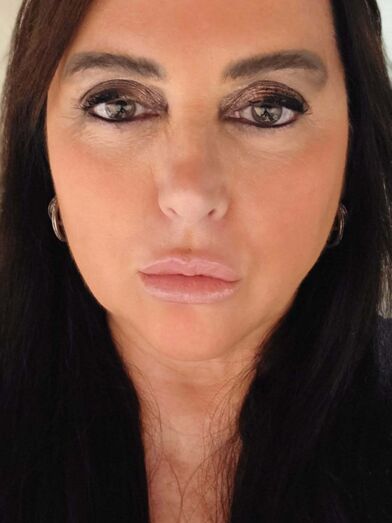 Tudo sobre Ana Anes, a sexóloga que terá esfaqueado o pai e o deixou ...